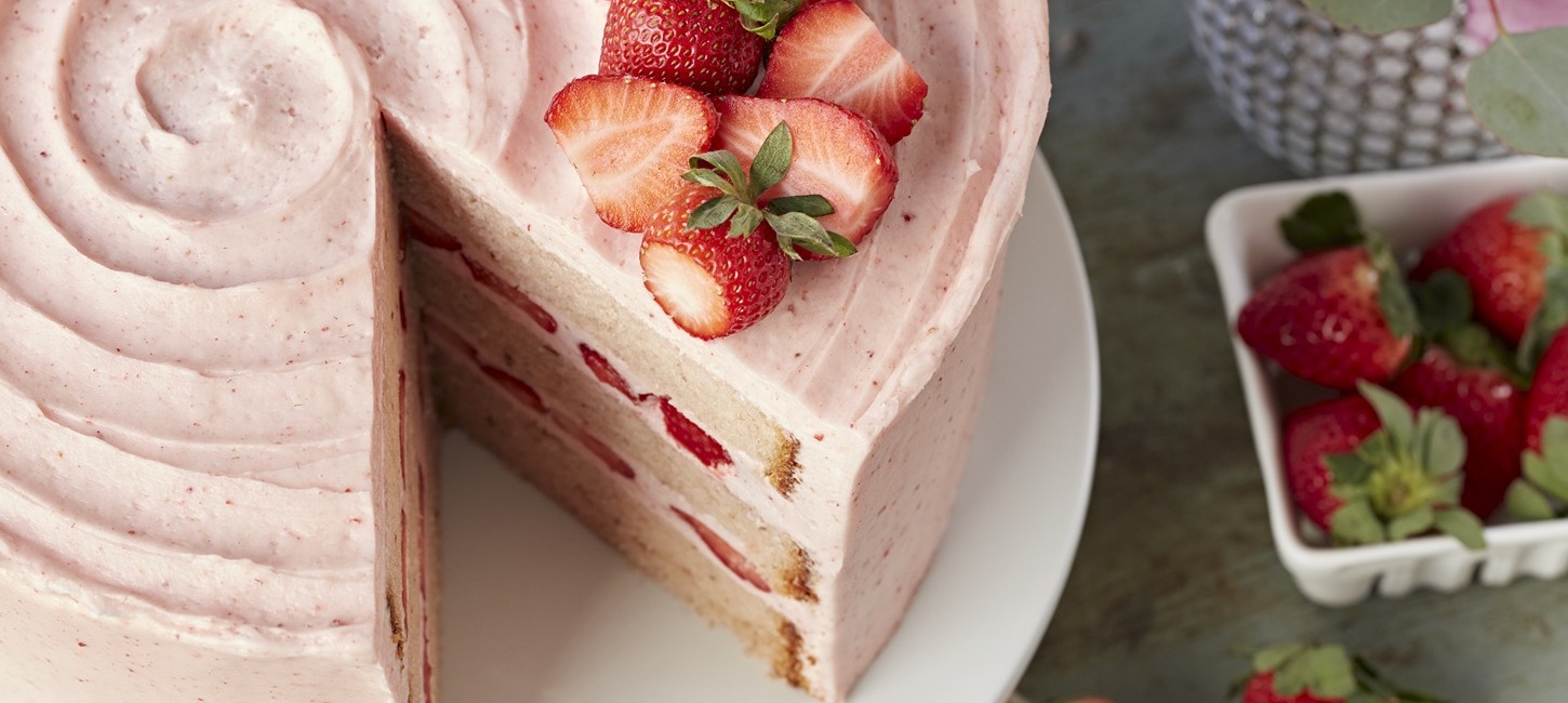 How To Frost A Cake | C&H® Sugar