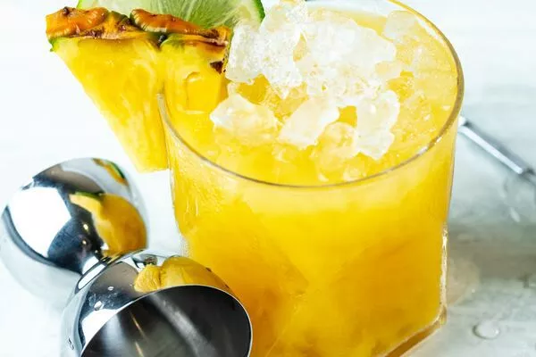 Tropical Vodka Cooler | C&H® Sugar