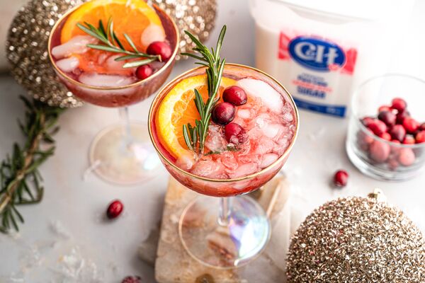 Winter Spiced Poinsettia Champagne Cocktail | C&H® Sugar
